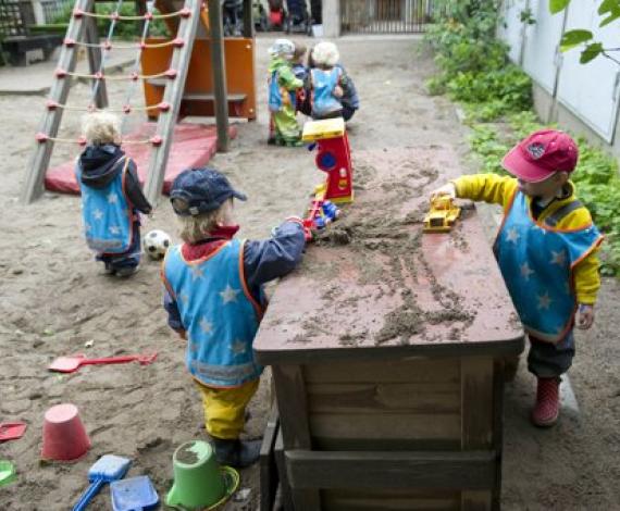 Jo “Ai” ose “Ajo” - Arsimi parashkollor lufton paragjykimet gjinore ...